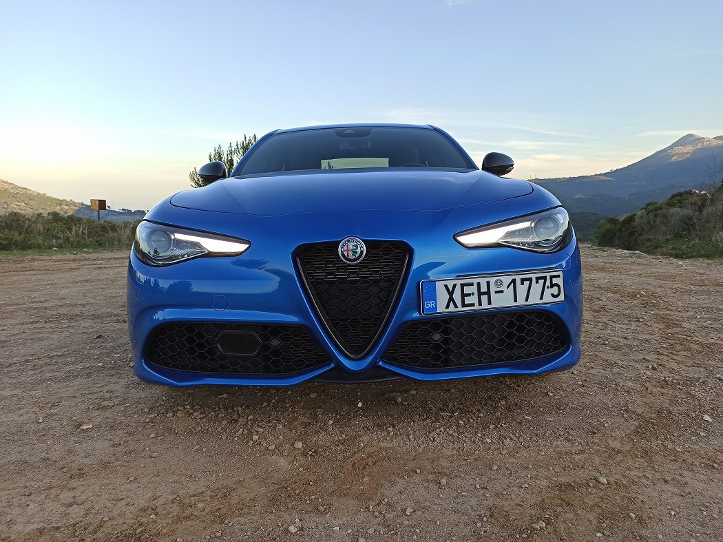 Alfa Romeo Giulia Veloce Ti Q4 Δοκιμή / Test drive - Autoholix