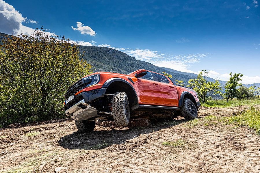 Ford Ranger Raptor 3.0 V6 Ecoboost twin turbo Δοκιμή / Test drive ...